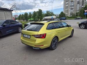 Yellow Skoda SuperB 2019 in Riga, with an engine capacity of 1.50 L and mileage of 91 thousand km for 19190 €, photo 7 on AUTOMOTO.COM.LV