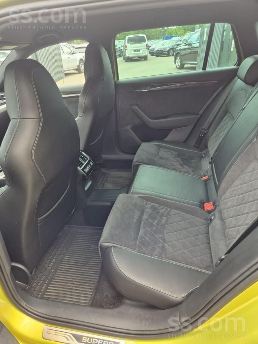 Yellow Skoda SuperB 2019 in Riga, with an engine capacity of 1.50 L and mileage of 91 thousand km for 19190 €, photo 11 on AUTOMOTO.COM.LV