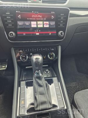 Yellow Skoda SuperB 2019 in Riga, with an engine capacity of 1.50 L and mileage of 91 thousand km for 19190 €, photo 16 on AUTOMOTO.COM.LV