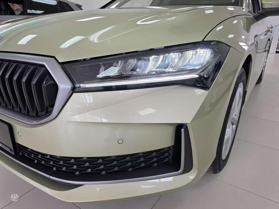 Dzeltens Skoda SuperB 2026 Šauļi, ar dzinēja tilpumu 1.50 L un nobraukumu 0 tūkst. km par 36300 €, foto 4 vietnē AUTOMOTO.COM.LV