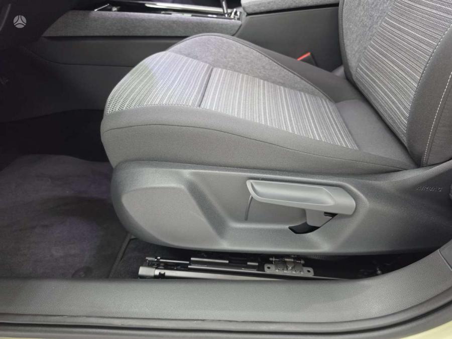 Dzeltens Skoda SuperB 2026 Šauļi, ar dzinēja tilpumu 1.50 L un nobraukumu 0 tūkst. km par 36300 €, foto 14 vietnē AUTOMOTO.COM.LV