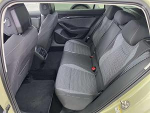Dzeltens Skoda SuperB 2026 Šauļi, ar dzinēja tilpumu 1.50 L un nobraukumu 0 tūkst. km par 36300 €, foto 23 vietnē AUTOMOTO.COM.LV
