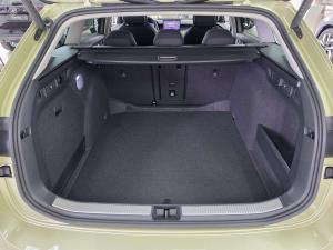 Dzeltens Skoda SuperB 2026 Šauļi, ar dzinēja tilpumu 1.50 L un nobraukumu 0 tūkst. km par 36300 €, foto 43 vietnē AUTOMOTO.COM.LV