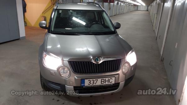 Beige Skoda Yeti 2012 in Tallinn, with an engine capacity of 2.00 L and mileage of 123 thousand km for 6900 €, photo 4 on AUTOMOTO.COM.LV