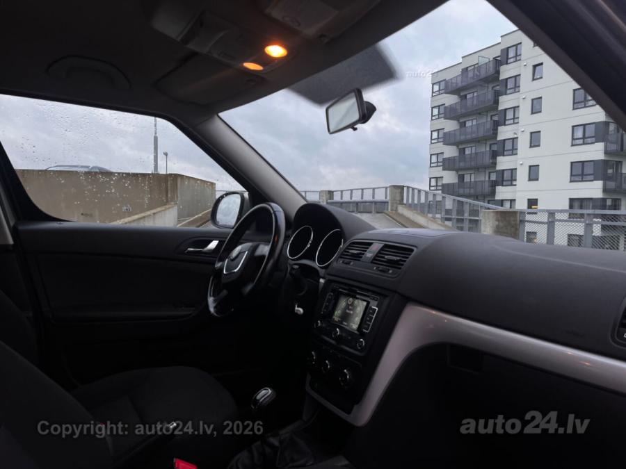 Beige Skoda Yeti 2012 in Tallinn, with an engine capacity of 1.20 L and mileage of 202 thousand km for 3000 €, photo 11 on AUTOMOTO.COM.LV