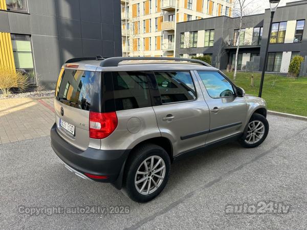 Beige Skoda Yeti 2012 in Tartu, with an engine capacity of 1.20 L and mileage of 196 thousand km for 3499 €, photo 2 on AUTOMOTO.COM.LV