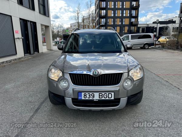 Beige Skoda Yeti 2012 in Tartu, with an engine capacity of 1.20 L and mileage of 196 thousand km for 3499 €, photo 7 on AUTOMOTO.COM.LV
