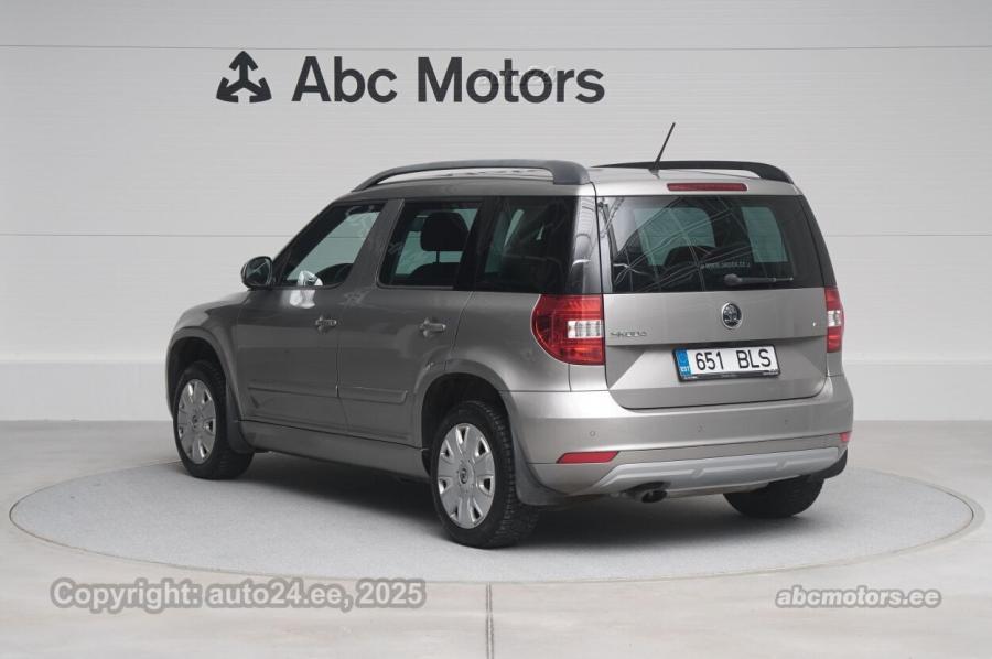 Beige Skoda Yeti 2014 in Tallinn, with an engine capacity of 1.20 L and mileage of 73 thousand km for 6490 €, photo 6 on AUTOMOTO.COM.LV