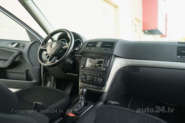 Skoda Yeti 2014 in Tallinn on AUTOMOTO.COM.LV Beige Skoda Yeti 2014 in Tallinn, with an engine capacity of 2.00 L and mileage of 243 thousand km for 9799 €, photo 10 on AUTOMOTO.COM.LV