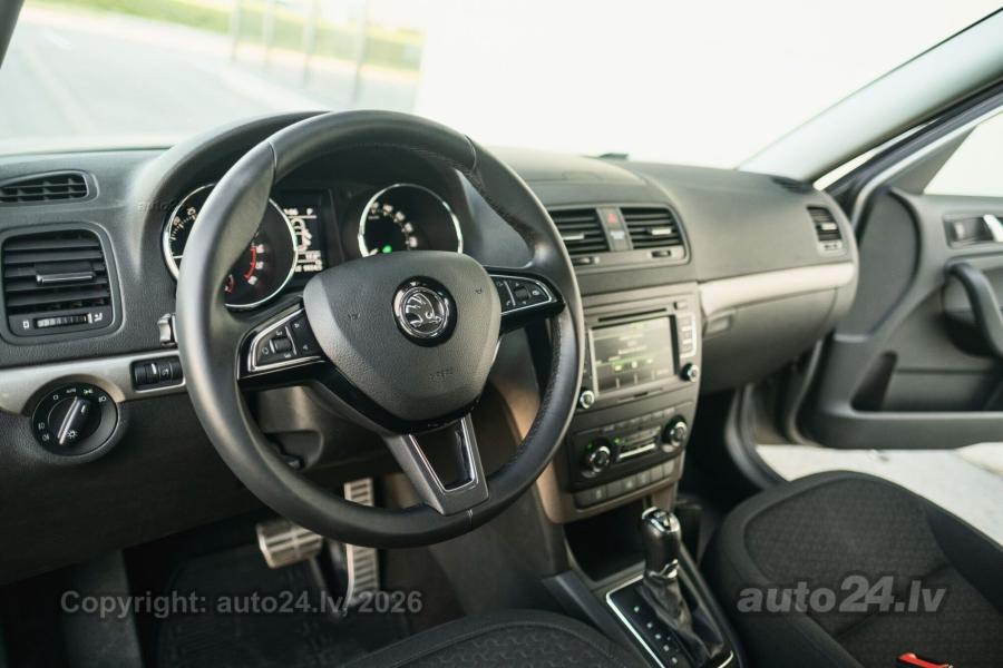 Beige Skoda Yeti 2014 in Tallinn, with an engine capacity of 2.00 L and mileage of 243 thousand km for 9799 €, photo 16 on AUTOMOTO.COM.LV