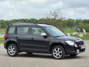 Black Skoda Yeti 2010 in Grobiņa, with an engine capacity of 2.00 L and mileage of 209 thousand km for 5200 €, photo 5 on AUTOMOTO.COM.LV