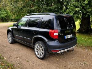 Black Skoda Yeti 2010 in Dobele, with an engine capacity of 2.00 L and mileage of 399 thousand km for 2900 €, photo 3 on AUTOMOTO.COM.LV