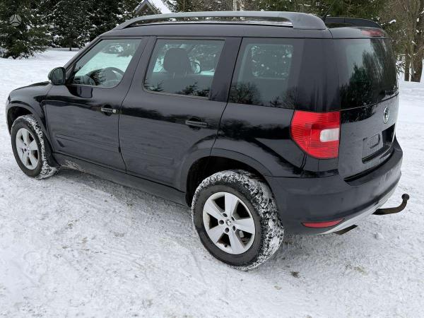 Melns Skoda Yeti 2011 Biržai, ar dzinēja tilpumu 1.97 L un nobraukumu 424 tūkst. km par 4350 €, foto 3 vietnē AUTOMOTO.COM.LV