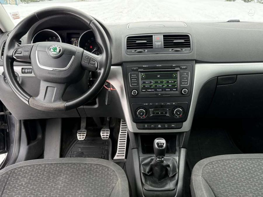 Melns Skoda Yeti 2011 Biržai, ar dzinēja tilpumu 1.97 L un nobraukumu 424 tūkst. km par 4350 €, foto 7 vietnē AUTOMOTO.COM.LV