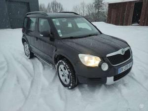 Black Skoda Yeti 2011 in Moletai, with an engine capacity of 1.97 L and mileage of 238 thousand km for 4500 €, photo 2 on AUTOMOTO.COM.LV