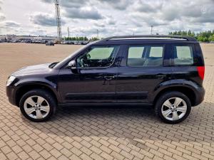 Black Skoda Yeti 2011 in Marijampole, with an engine capacity of 1.20 L and mileage of 209 thousand km for 3950 €, photo  on AUTOMOTO.COM.LV