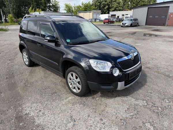Black Skoda Yeti 2011 in Kelme, with an engine capacity of 1.80 L and mileage of 191 thousand km for 3200 €, photo 8 on AUTOMOTO.COM.LV