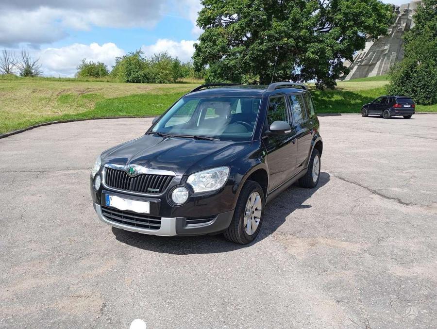 Melns Skoda Yeti 2011 Kauņa, ar dzinēja tilpumu 1.60 L un nobraukumu 290 tūkst. km par 3700 €, foto 3 vietnē AUTOMOTO.COM.LV