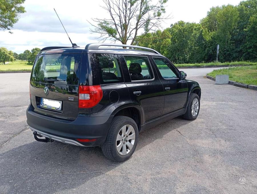 Melns Skoda Yeti 2011 Kauņa, ar dzinēja tilpumu 1.60 L un nobraukumu 290 tūkst. km par 3700 €, foto 4 vietnē AUTOMOTO.COM.LV