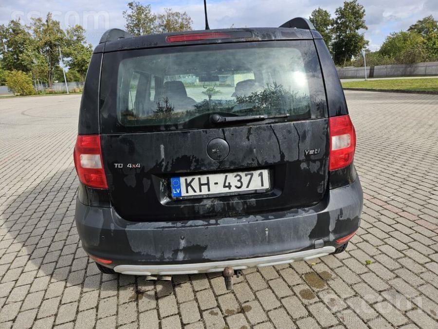Melns Skoda Yeti 2011 Rīga, ar dzinēja tilpumu 2.00 L un nobraukumu 379 tūkst. km par 2100 €, foto 3 vietnē AUTOMOTO.COM.LV