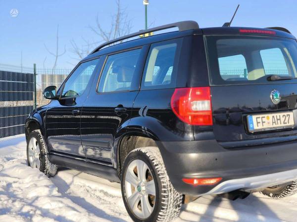 Melns Skoda Yeti 2012 Vilkaviškis, ar dzinēja tilpumu 1.97 L un nobraukumu 264 tūkst. km par 6500 €, foto 5 vietnē AUTOMOTO.COM.LV
