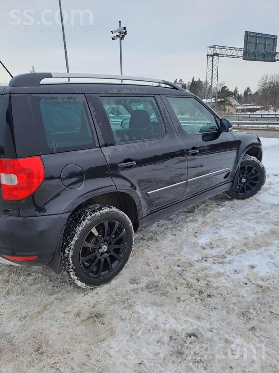Melns Skoda Yeti 2012 Rīga, ar dzinēja tilpumu 1.20 L un nobraukumu 159 tūkst. km par 2100 €, foto 3 vietnē AUTOMOTO.COM.LV