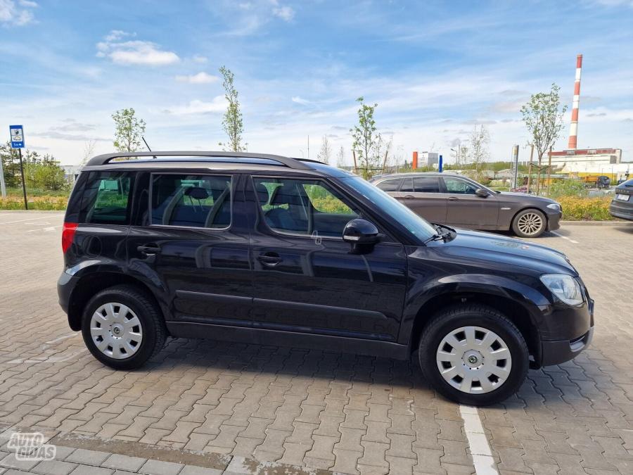 Melns Skoda Yeti 2012 Viļņa, ar dzinēja tilpumu 1.20 L un nobraukumu 217 tūkst. km par 4599 €, foto 5 vietnē AUTOMOTO.COM.LV