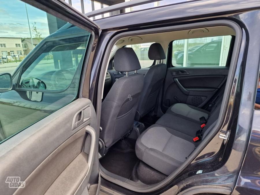 Melns Skoda Yeti 2012 Viļņa, ar dzinēja tilpumu 1.20 L un nobraukumu 217 tūkst. km par 4599 €, foto 16 vietnē AUTOMOTO.COM.LV
