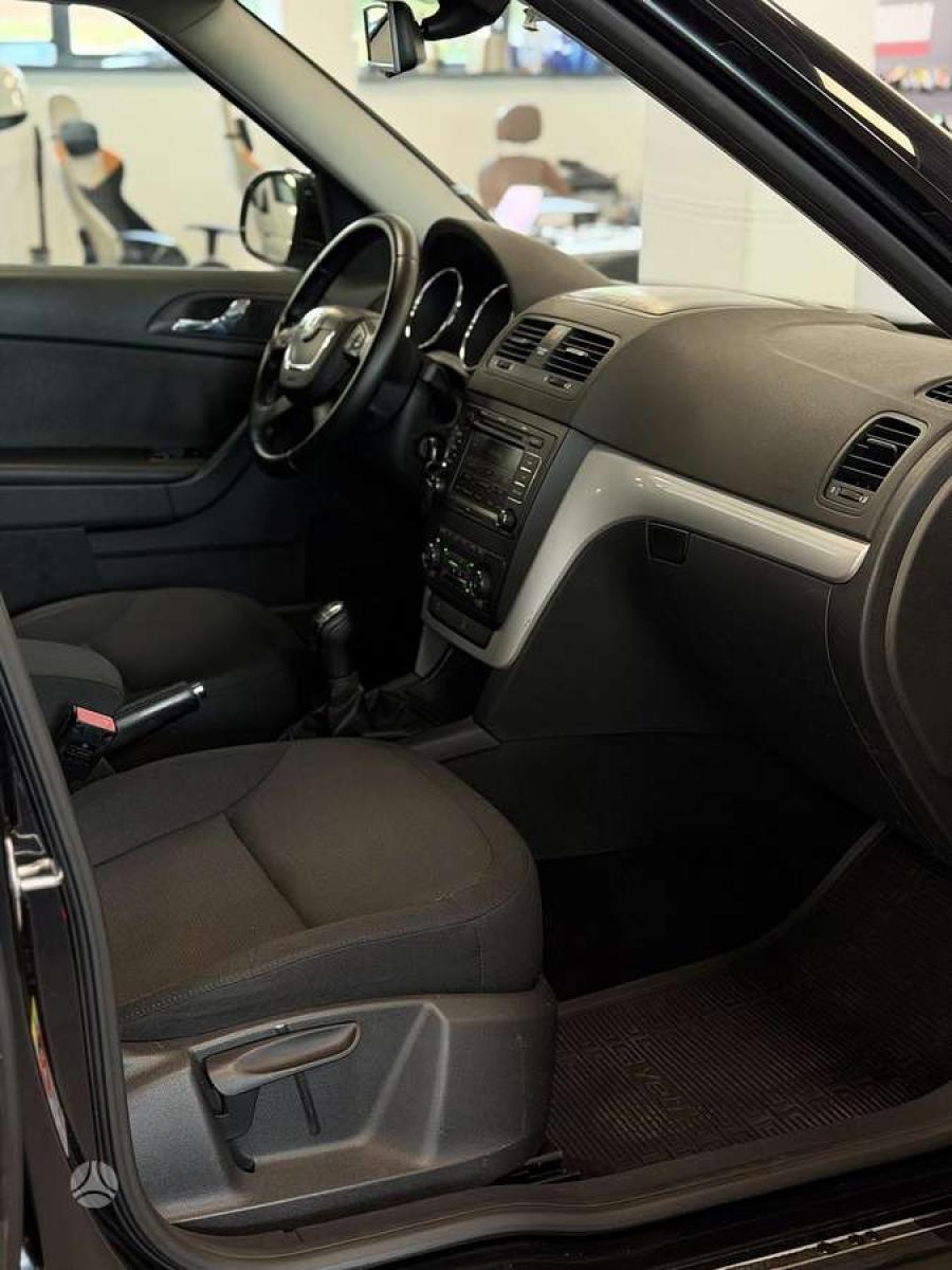 Melns Skoda Yeti 2012 Klaipėda, ar dzinēja tilpumu 1.97 L un nobraukumu 230 tūkst. km par 5500 €, foto 13 vietnē AUTOMOTO.COM.LV