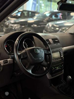 Melns Skoda Yeti 2012 Klaipėda, ar dzinēja tilpumu 1.97 L un nobraukumu 230 tūkst. km par 5500 €, foto 16 vietnē AUTOMOTO.COM.LV