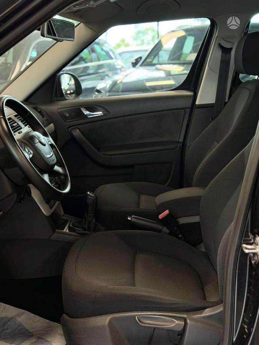 Melns Skoda Yeti 2012 Klaipėda, ar dzinēja tilpumu 1.97 L un nobraukumu 230 tūkst. km par 5500 €, foto 18 vietnē AUTOMOTO.COM.LV