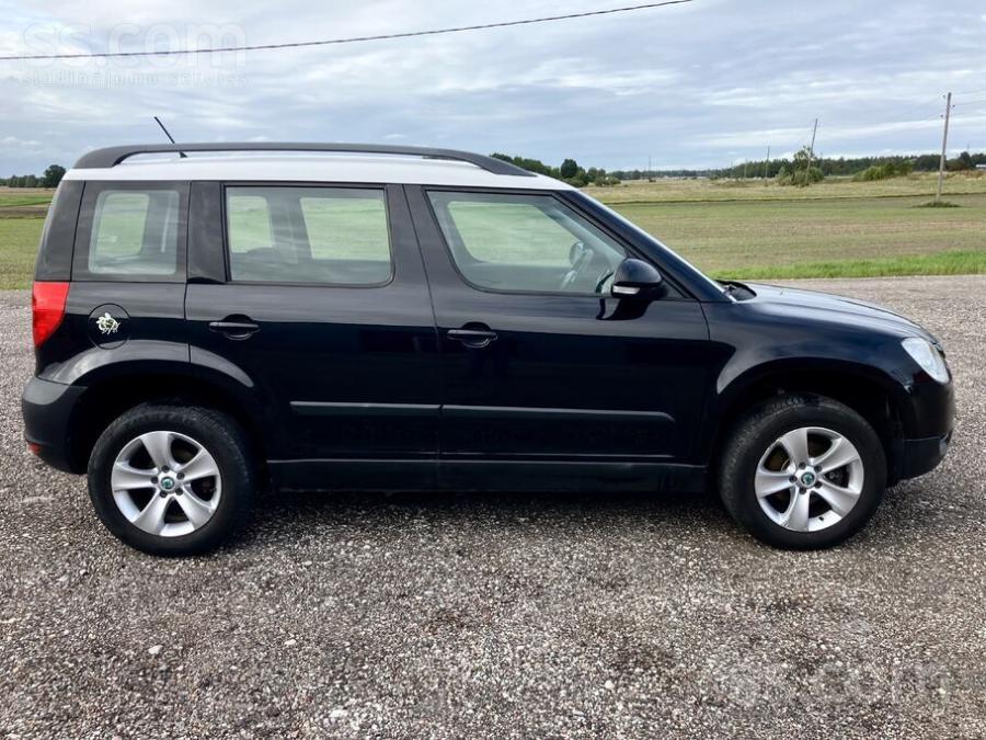 Melns Skoda Yeti 2012 Talsi, ar dzinēja tilpumu 2.00 L un nobraukumu 219 tūkst. km par 4999 €, foto 3 vietnē AUTOMOTO.COM.LV