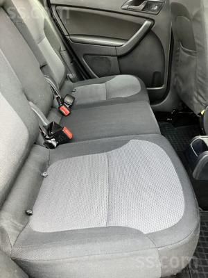 Melns Skoda Yeti 2012 Talsi, ar dzinēja tilpumu 2.00 L un nobraukumu 219 tūkst. km par 4999 €, foto 15 vietnē AUTOMOTO.COM.LV