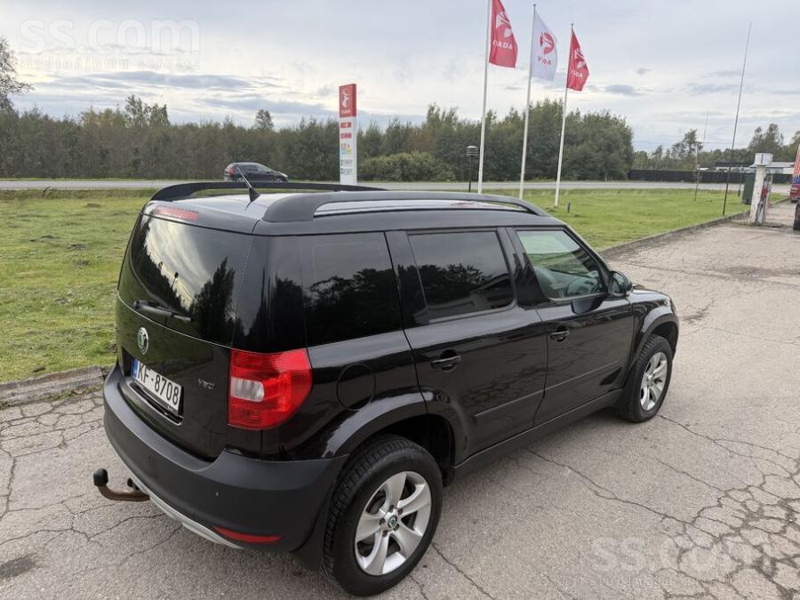 Black Skoda Yeti 2012 in Kraslava, with an engine capacity of 1.80 L and mileage of 144 thousand km for 5700 €, photo 5 on AUTOMOTO.COM.LV
