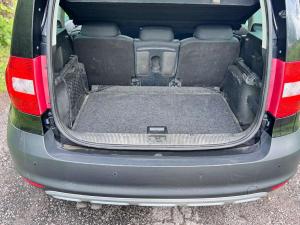 Melns Skoda Yeti 2013 Elektrėnai, ar dzinēja tilpumu 1.97 L un nobraukumu 350 tūkst. km par 2850 €, foto 17 vietnē AUTOMOTO.COM.LV
