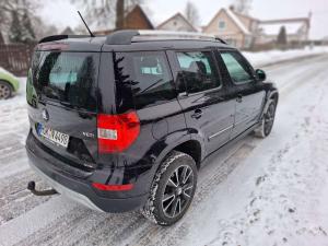 Black Skoda Yeti 2014 in Utena, with an engine capacity of 1.97 L and mileage of 210 thousand km for 7600 €, photo 12 on AUTOMOTO.COM.LV