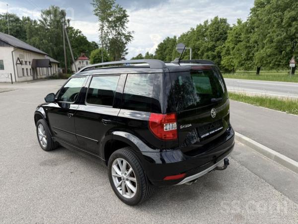 Melns Skoda Yeti 2017 Ogre, ar dzinēja tilpumu 2.00 L un nobraukumu 283 tūkst. km par 10999 €, foto 4 vietnē AUTOMOTO.COM.LV