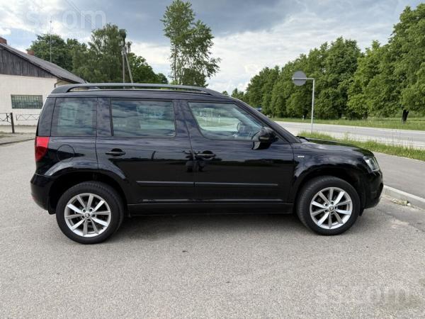 Melns Skoda Yeti 2017 Ogre, ar dzinēja tilpumu 2.00 L un nobraukumu 283 tūkst. km par 10999 €, foto 8 vietnē AUTOMOTO.COM.LV