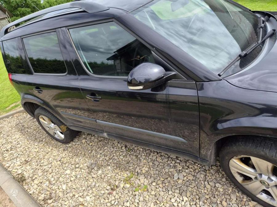 Melns Skoda Yeti 2010 Kaišiadorys, ar dzinēja tilpumu 1.90 L un nobraukumu 332 tūkst. km par 1700 €, foto 14 vietnē AUTOMOTO.COM.LV
