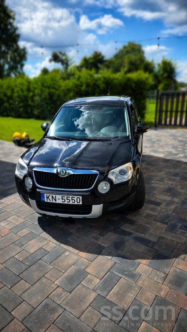 Melns Skoda Yeti 2011 Tukums, ar dzinēja tilpumu 2.00 L un nobraukumu 287 tūkst. km par 4250 €, foto 5 vietnē AUTOMOTO.COM.LV