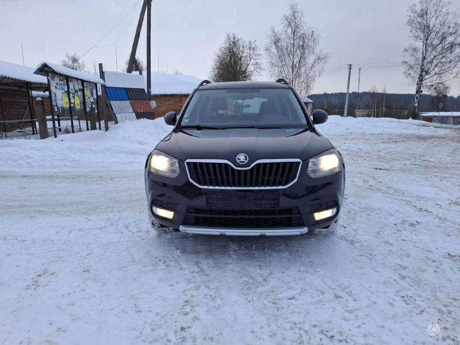 Melns Skoda Yeti 2013 Utena, ar dzinēja tilpumu 2.00 L un nobraukumu 221 tūkst. km par 6700 €, foto 3 vietnē AUTOMOTO.COM.LV