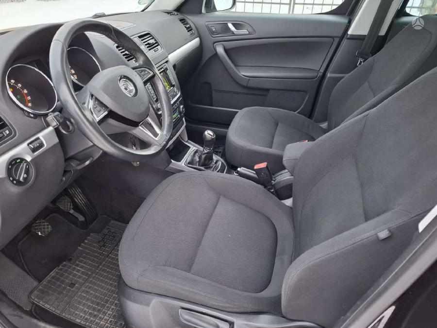 Melns Skoda Yeti 2013 Utena, ar dzinēja tilpumu 2.00 L un nobraukumu 221 tūkst. km par 6700 €, foto 15 vietnē AUTOMOTO.COM.LV