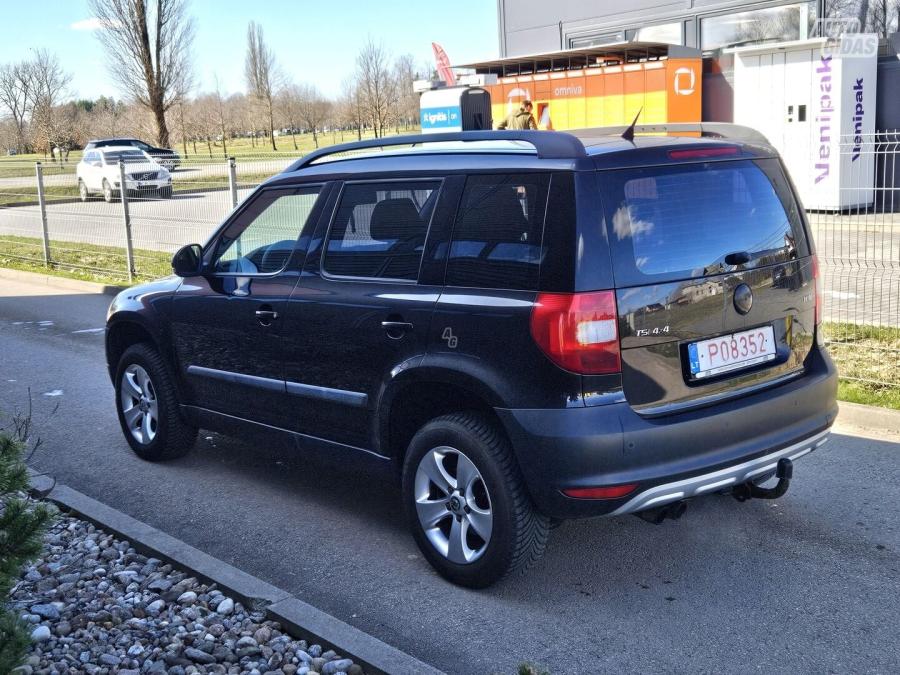 Melns Skoda Yeti 2010 Kluonaliai, ar dzinēja tilpumu 1.80 L un nobraukumu 210 tūkst. km par 4999 €, foto 10 vietnē AUTOMOTO.COM.LV