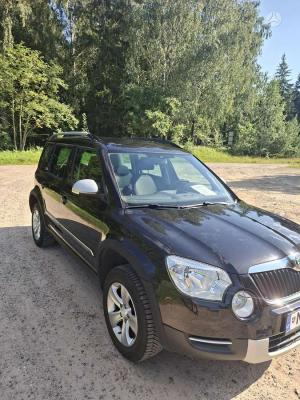 Melns Skoda Yeti 2010 Radviliškis, ar dzinēja tilpumu 1.20 L un nobraukumu 17 tūkst. km par 4350 €, foto 3 vietnē AUTOMOTO.COM.LV