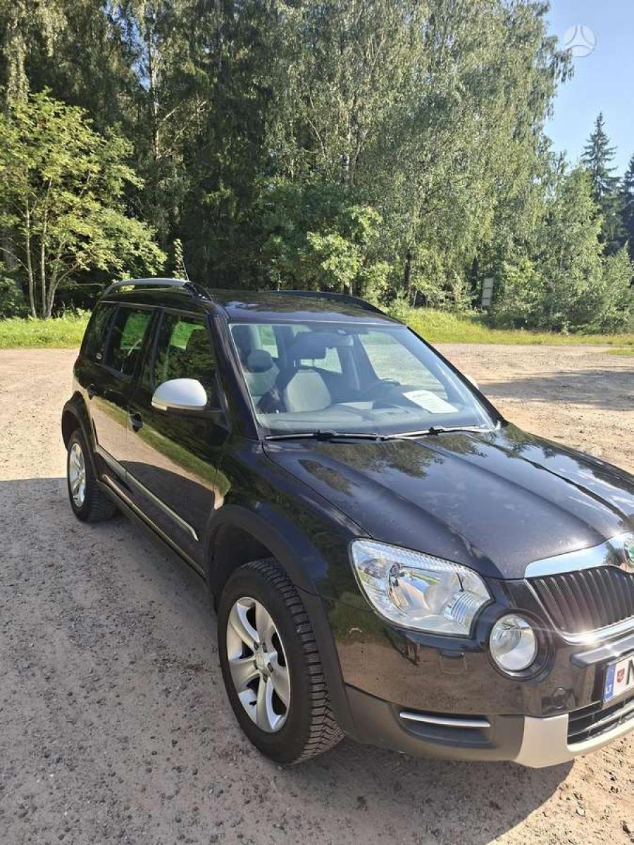 Melns Skoda Yeti 2010 Radviliškis, ar dzinēja tilpumu 1.20 L un nobraukumu 17 tūkst. km par 4350 €, foto 3 vietnē AUTOMOTO.COM.LV