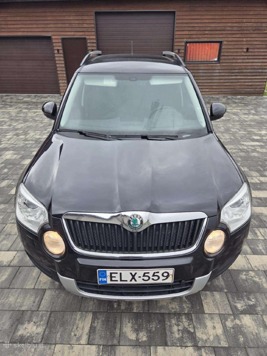 Black Skoda Yeti 2011 in Plunge, with an engine capacity of 2.00 L and mileage of 330 thousand km for 4950 €, photo 2 on AUTOMOTO.COM.LV