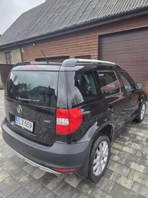 Black Skoda Yeti 2011 in Plunge, with an engine capacity of 2.00 L and mileage of 330 thousand km for 4950 €, photo 9 on AUTOMOTO.COM.LV