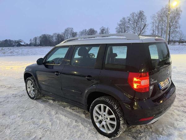 Melns Skoda Yeti 2014 Tauragė, ar dzinēja tilpumu 2.00 L un nobraukumu 216 tūkst. km par 6700 €, foto 5 vietnē AUTOMOTO.COM.LV