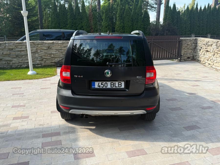 Melns Skoda Yeti 2014 Pērnava, ar dzinēja tilpumu 2.00 L un nobraukumu 195 tūkst. km par 5500 €, foto 4 vietnē AUTOMOTO.COM.LV
