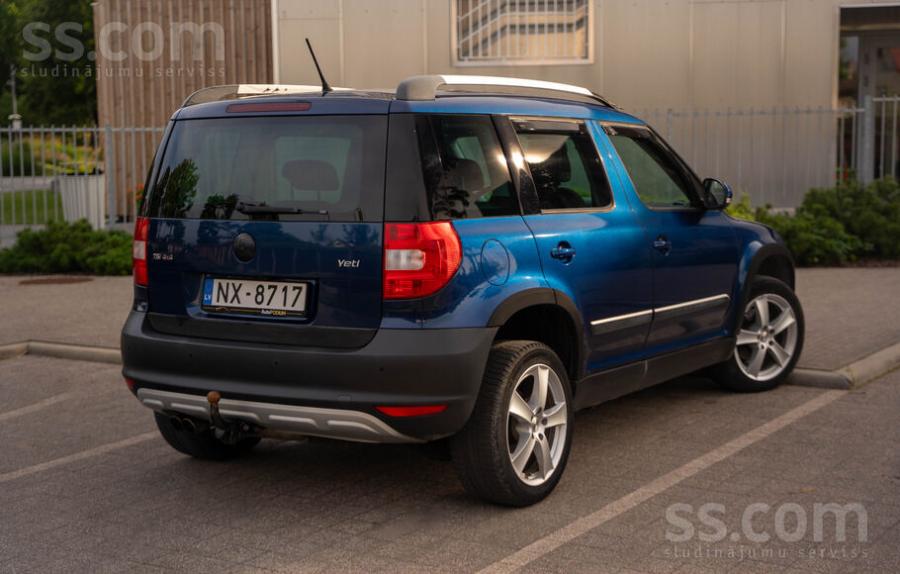 Blue Skoda Yeti 2011 in Riga, with an engine capacity of 1.80 L and mileage of 216 thousand km for 6350 €, photo 7 on AUTOMOTO.COM.LV